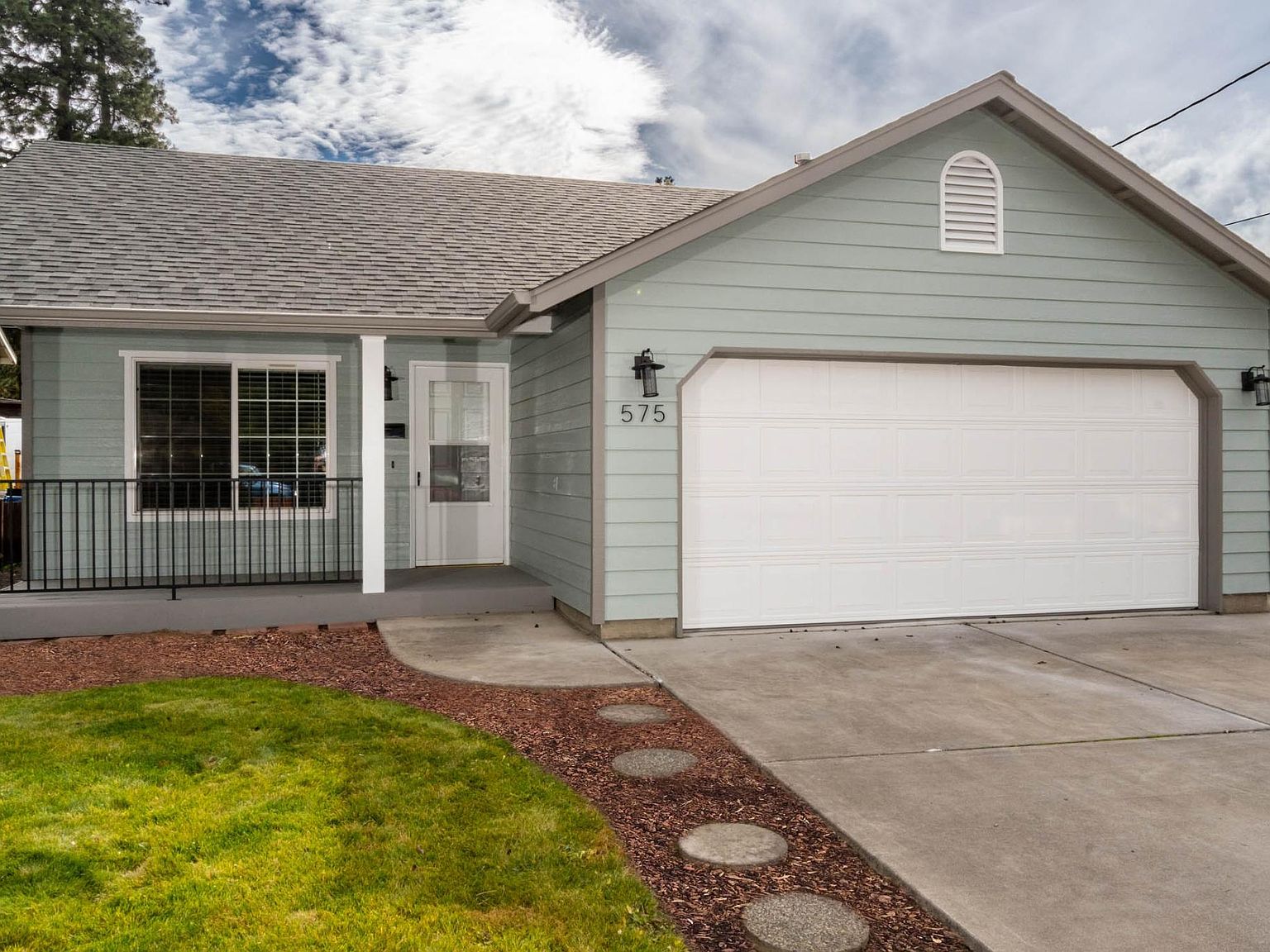 575 NE Penn Ave, Bend, OR 97701 | Zillow