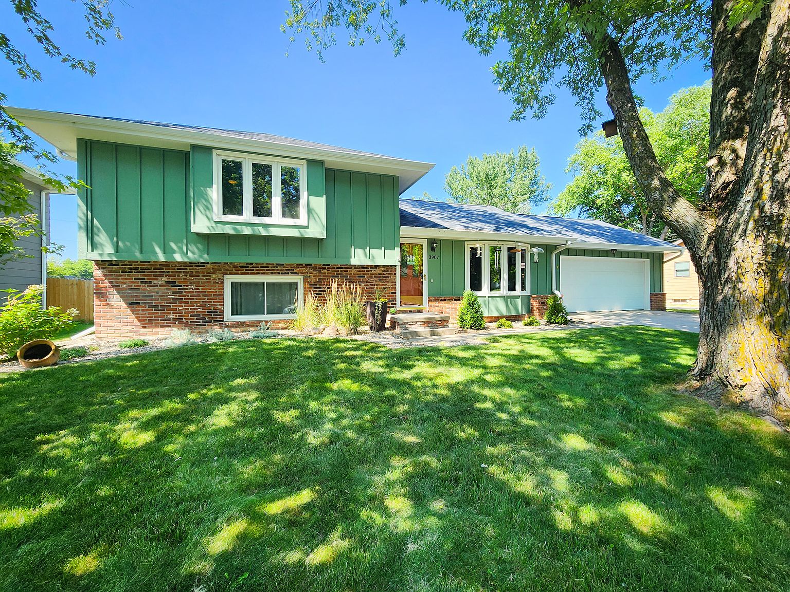 3907 Ross Rd, Ames, IA 50014 | Zillow