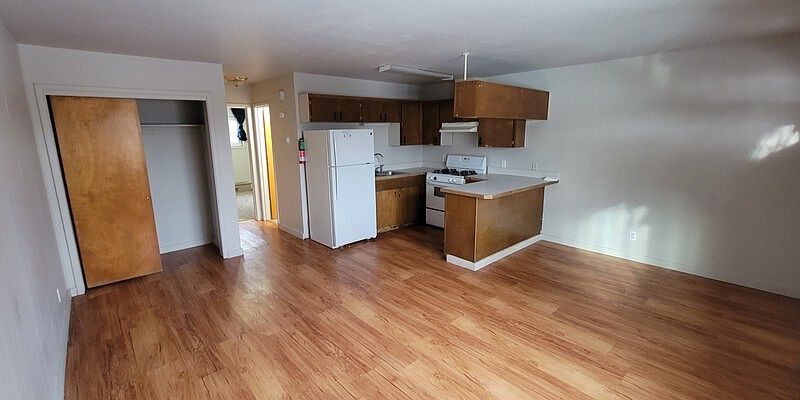 3137 Raspberry Rd #3, Anchorage, AK 99502 | Zillow