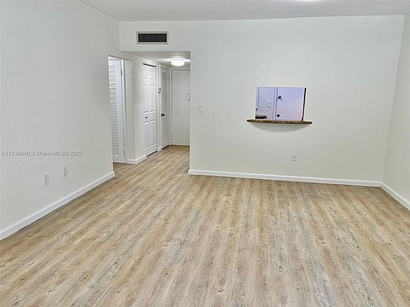 9159 SW 77th Ave APT 113, Miami, FL 33156 | Zillow