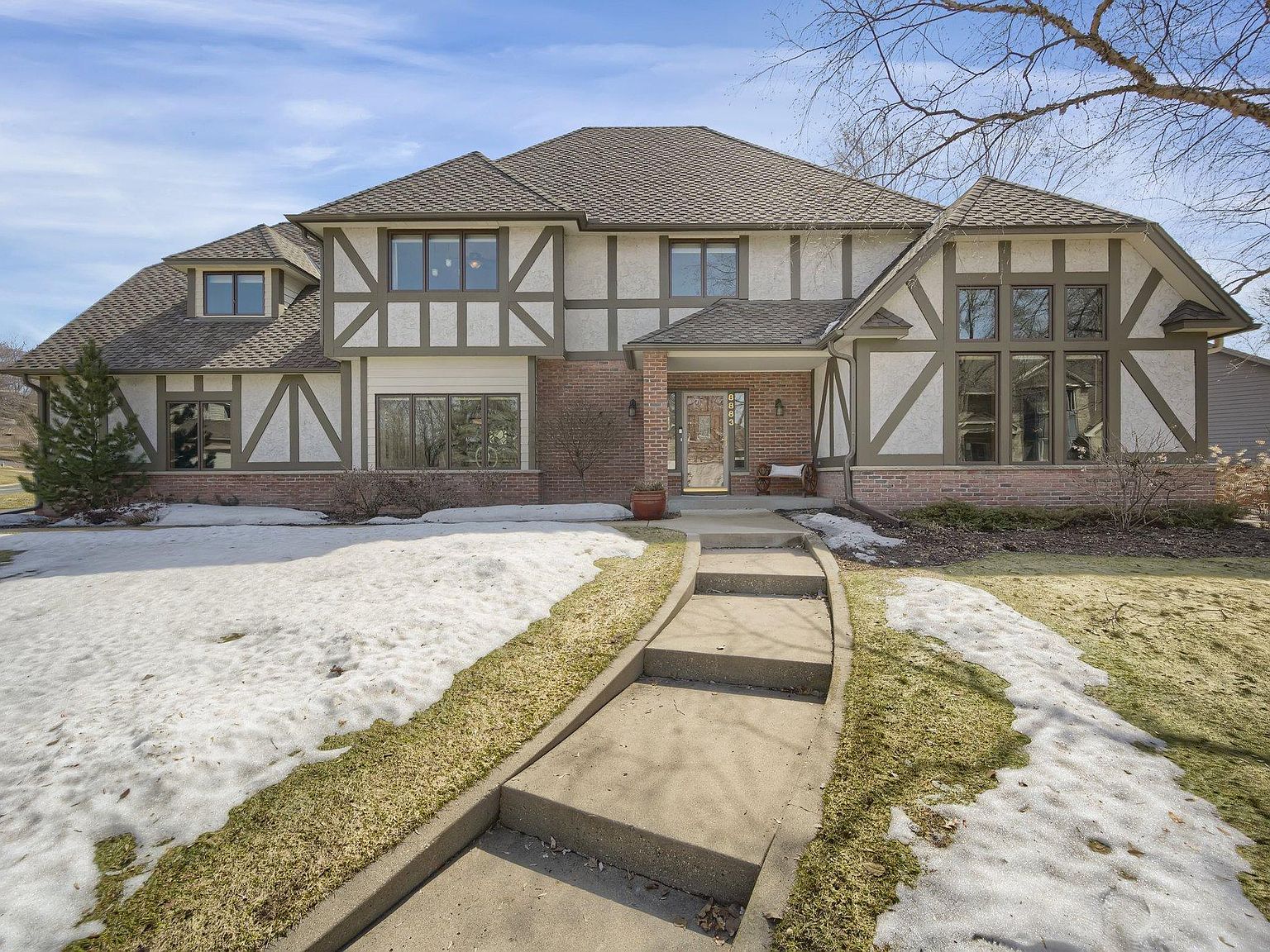 8883 Flesher Cir, Eden Prairie, MN 55347 | Zillow