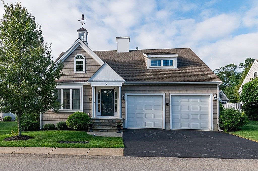 19 Clubhouse Dr #19, South Weymouth, MA 02190 | Zillow