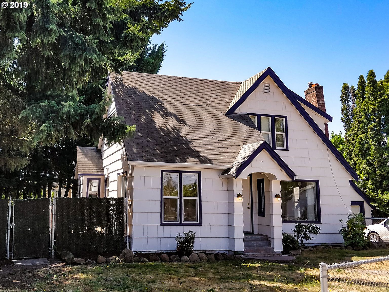 2094 Center St NE, Salem, OR 97301 | Zillow