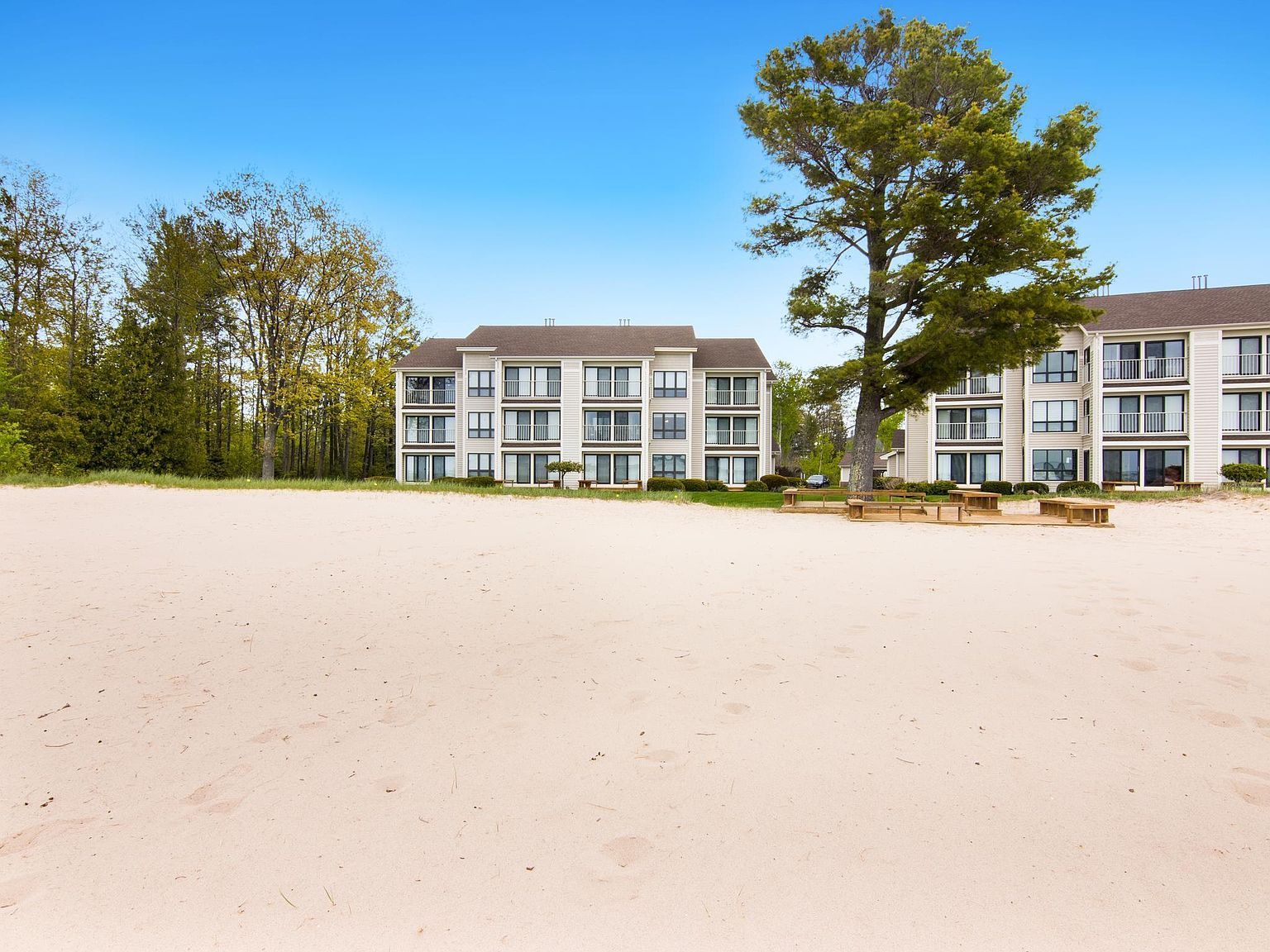9200 N Bayshore Dr UNIT 3, Elk Rapids, MI 49629 | Zillow