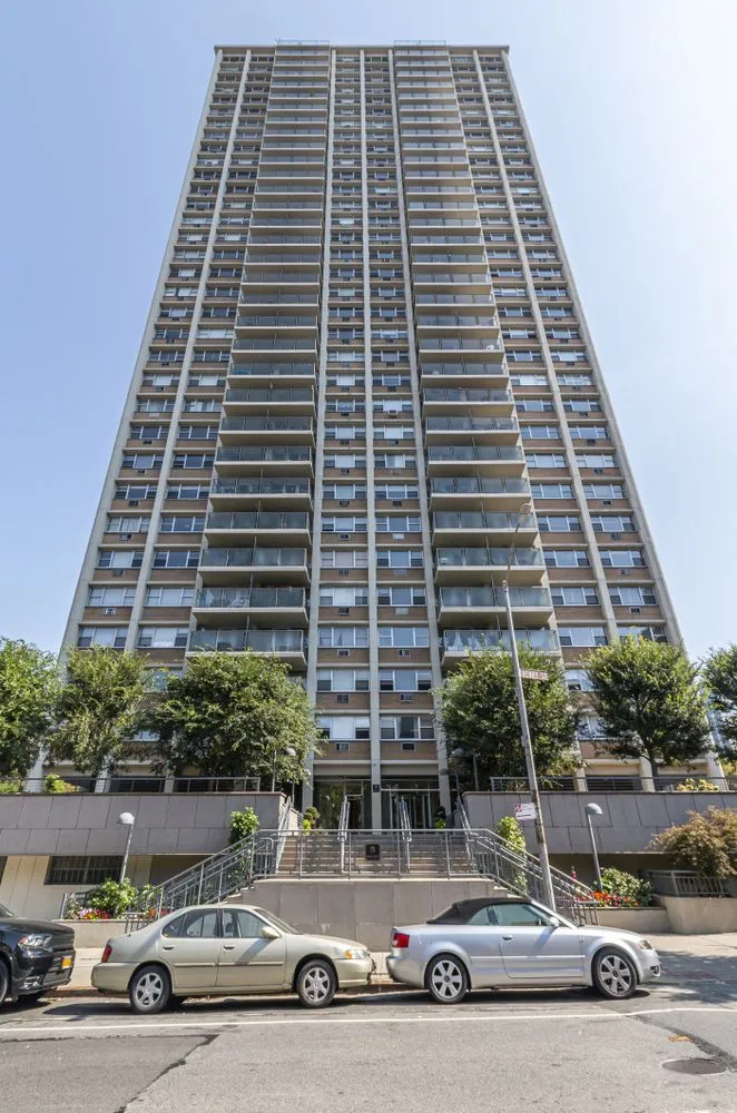 75 Henry Street #2F in Brooklyn Heights, Brooklyn | StreetEasy