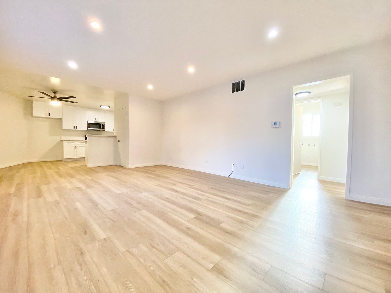 10741 Moorpark St APT 12, North Hollywood, CA 91602 | Zillow