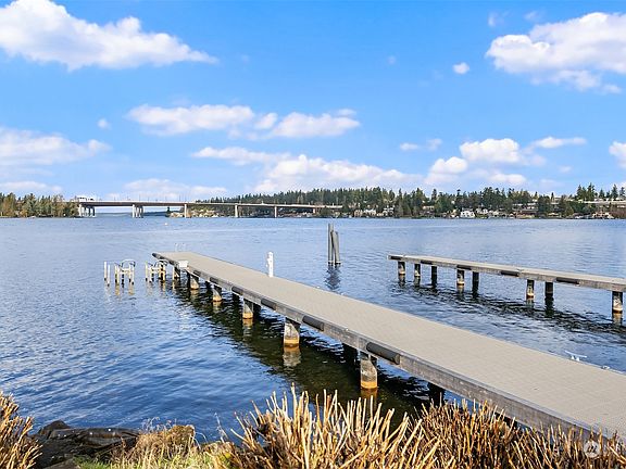96 Cascade Ky, Bellevue, WA 98006 | MLS #NWM2035671 | Zillow