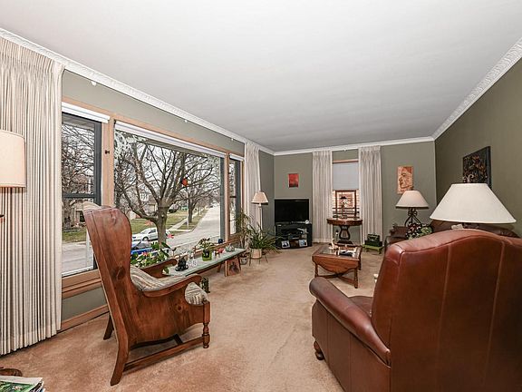 5801 West Fillmore DRIVE UNIT 5803, Milwaukee, WI 53219 | MLS #1860451 ...