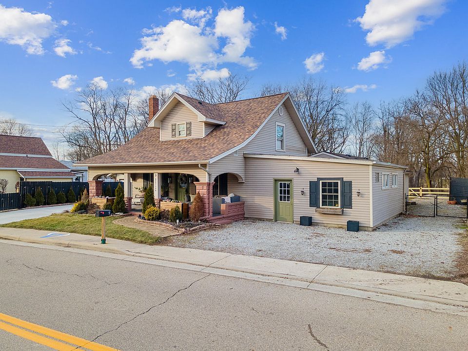 9 Addison Pike, Casstown, OH 45312 | Zillow