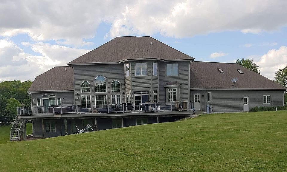 3973 Woodridge Ct, Colgate, WI 53017 | Zillow