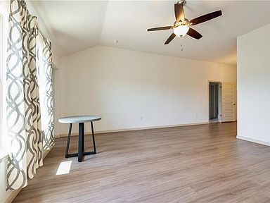 1516 Colton Ln, Lockhart, TX 78644 | Zillow