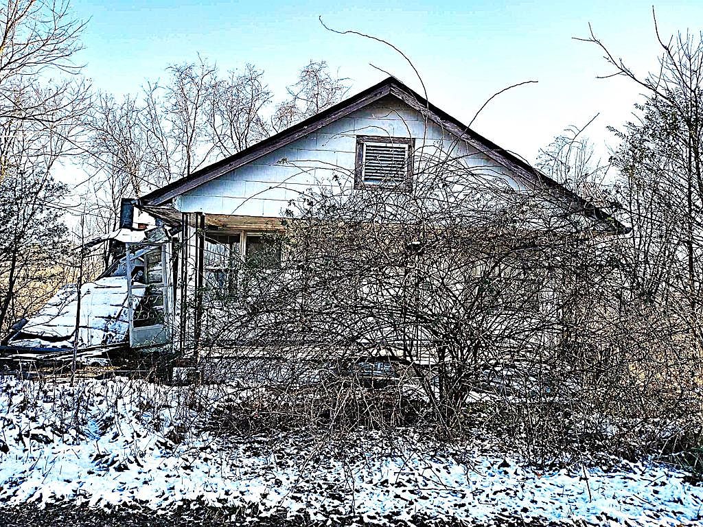 334-344 Paris Lester Rd, Jolo, WV 24850 | Zillow