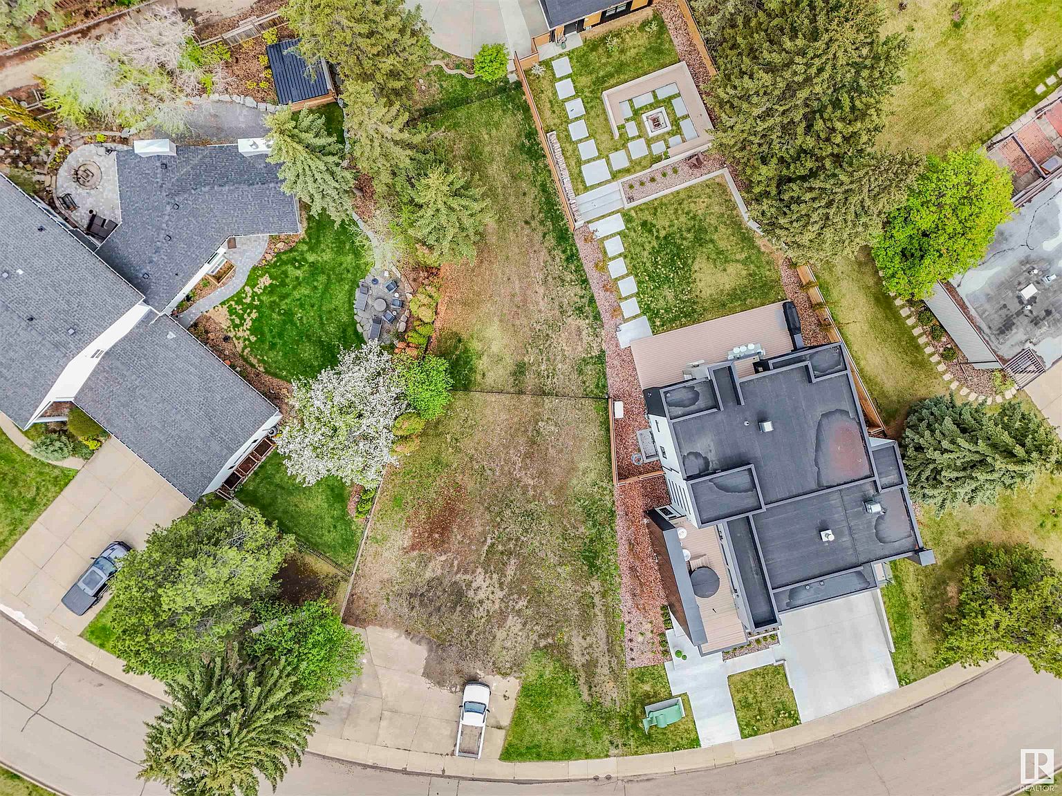 6A Laurier Pl NW, Edmonton, AB T5R 5P4 | MLS #E4414854 | Zillow