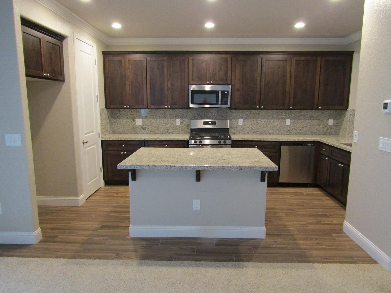 674 Morning Glory Cir, Ione, CA 95640 | Zillow