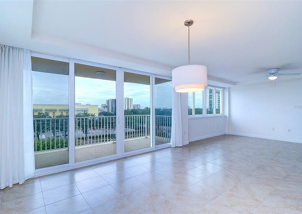 Dearborn Towers - 223 Island Way Clearwater FL | Zillow