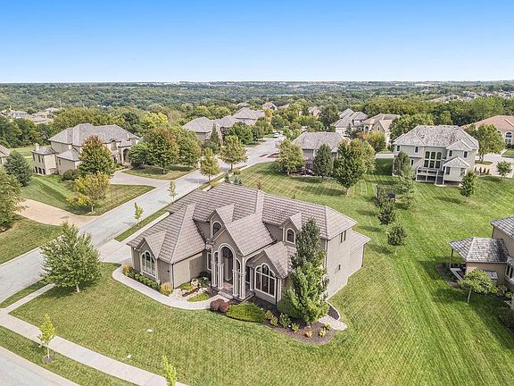 9205 Falcon Ridge Dr, Lenexa, KS 66220 | MLS #2243647 | Zillow