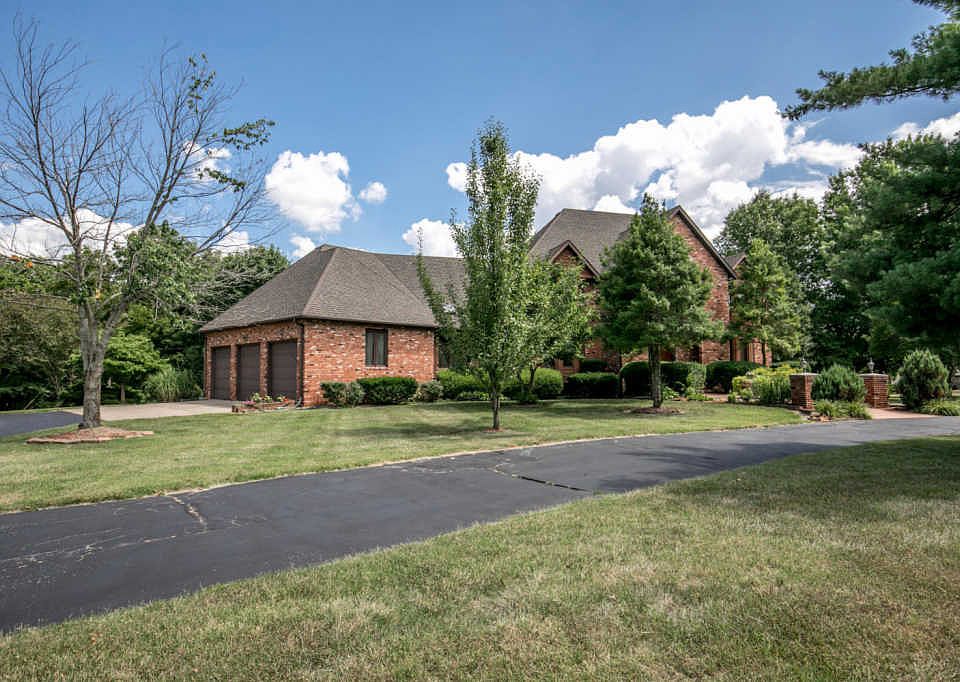 520 W Rivendale Dr, Springfield, MO 65810 | Zillow