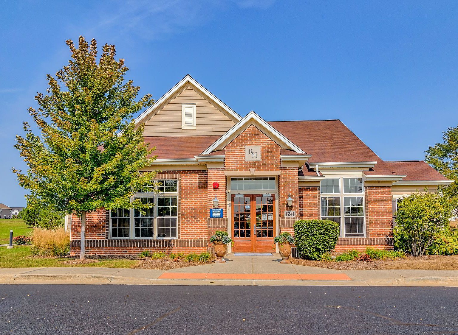 1241 Ritter St #1250R, North Aurora, IL 60542 | Zillow