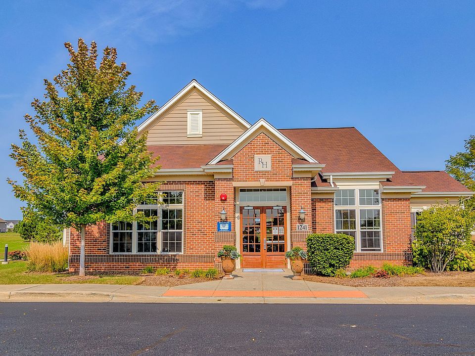 Randall Highlands - 1241 Ritter St North Aurora IL | Zillow