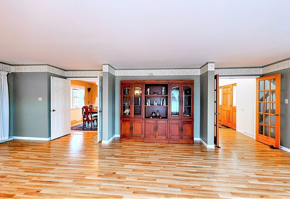 4468 E Bluff Dr, Penn Yan, NY 14527 | Zillow