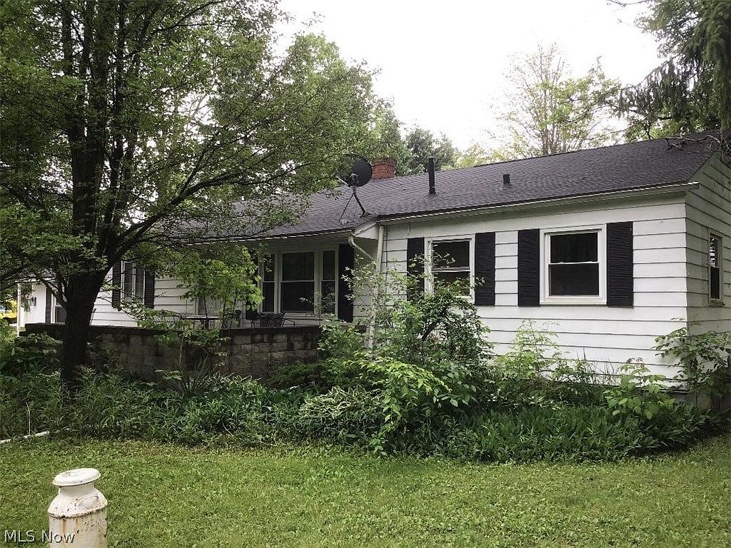 11125 Loris Ave, Aurora, OH 44202 | Zillow