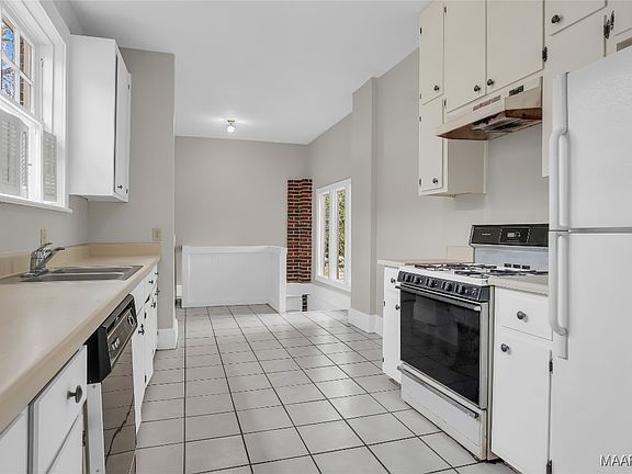 1135 S Perry St, Montgomery, AL 36104 | Zillow