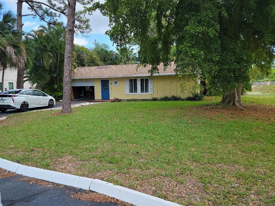 5496 3rd Rd, Lake Worth, FL 33467 | Zillow