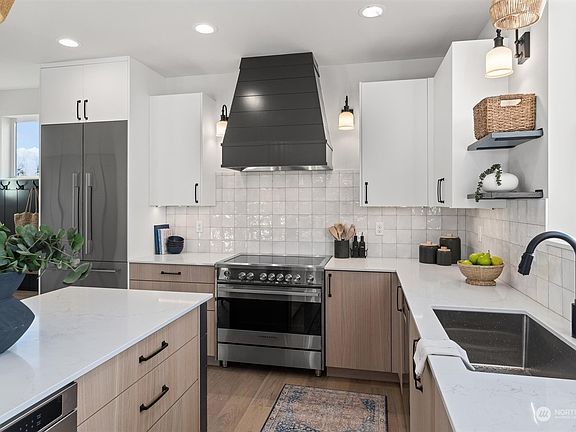 2705 NE 54th Street, Seattle, WA 98105 | Zillow