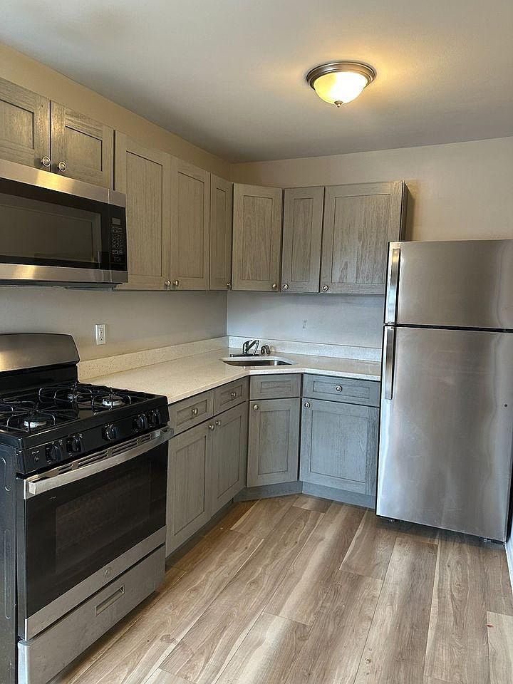 406-444 Liberty St #36, Little Ferry, NJ 07643 | Zillow