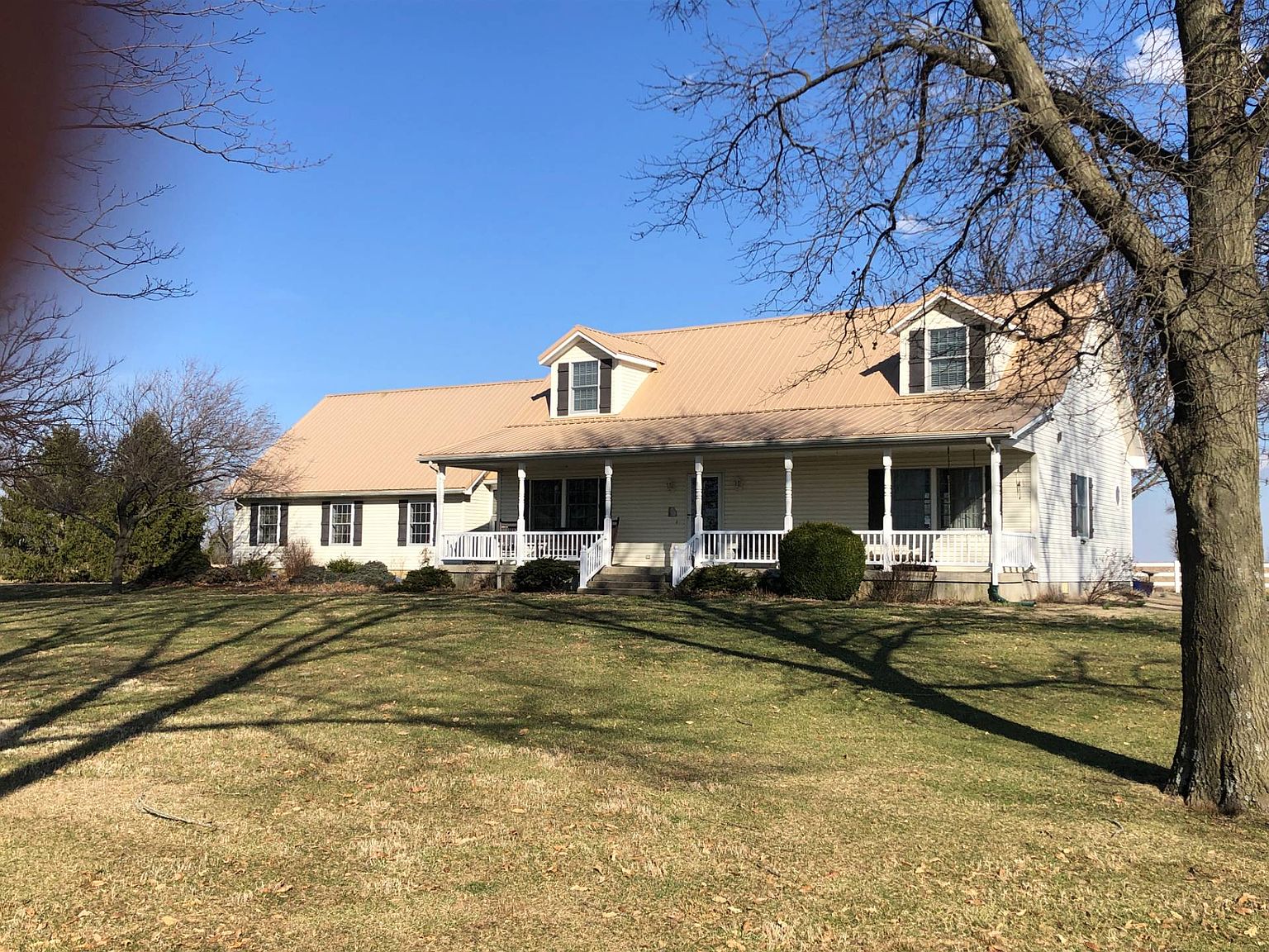 1466 County Road 1750 E, Geff, IL 62842 | Zillow