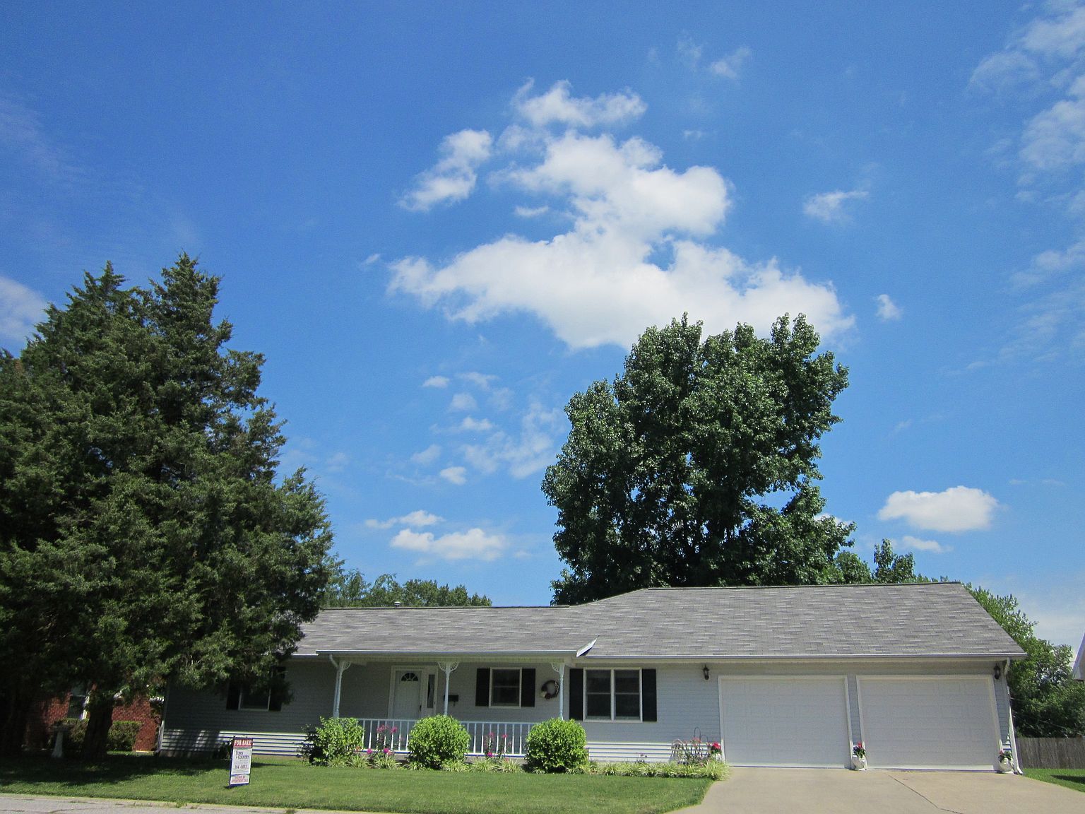 607 Rice St, Carmi, IL 62821 | Zillow