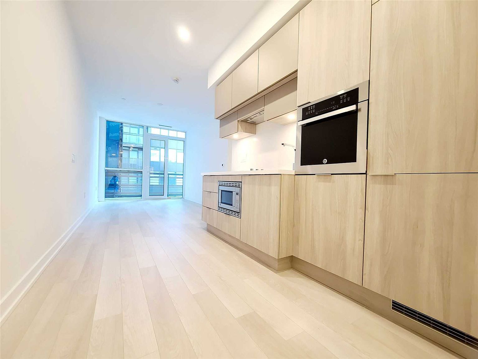 39 Roehampton Ave #410, Toronto, ON M4P 1P9 | Zillow