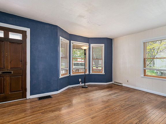 309 Cecil St, Buchanan, MI 49107 | MLS #23016403 | Zillow