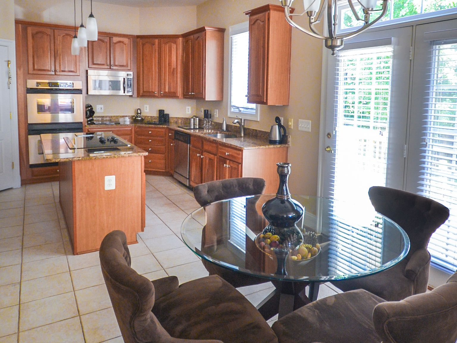 8404 Tysons Trace Ct, Vienna, VA 22182 | Zillow