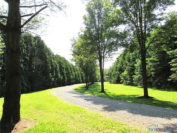 2305 Wilkins Rd, Swanton, OH 43558 | MLS #6100459 | Zillow