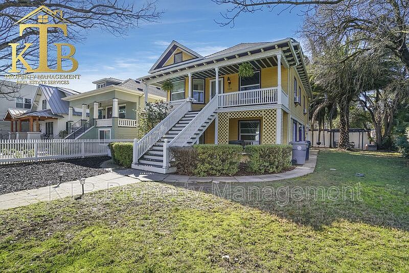 2324-2326 Castro Way, Sacramento, CA 95818 | Zillow