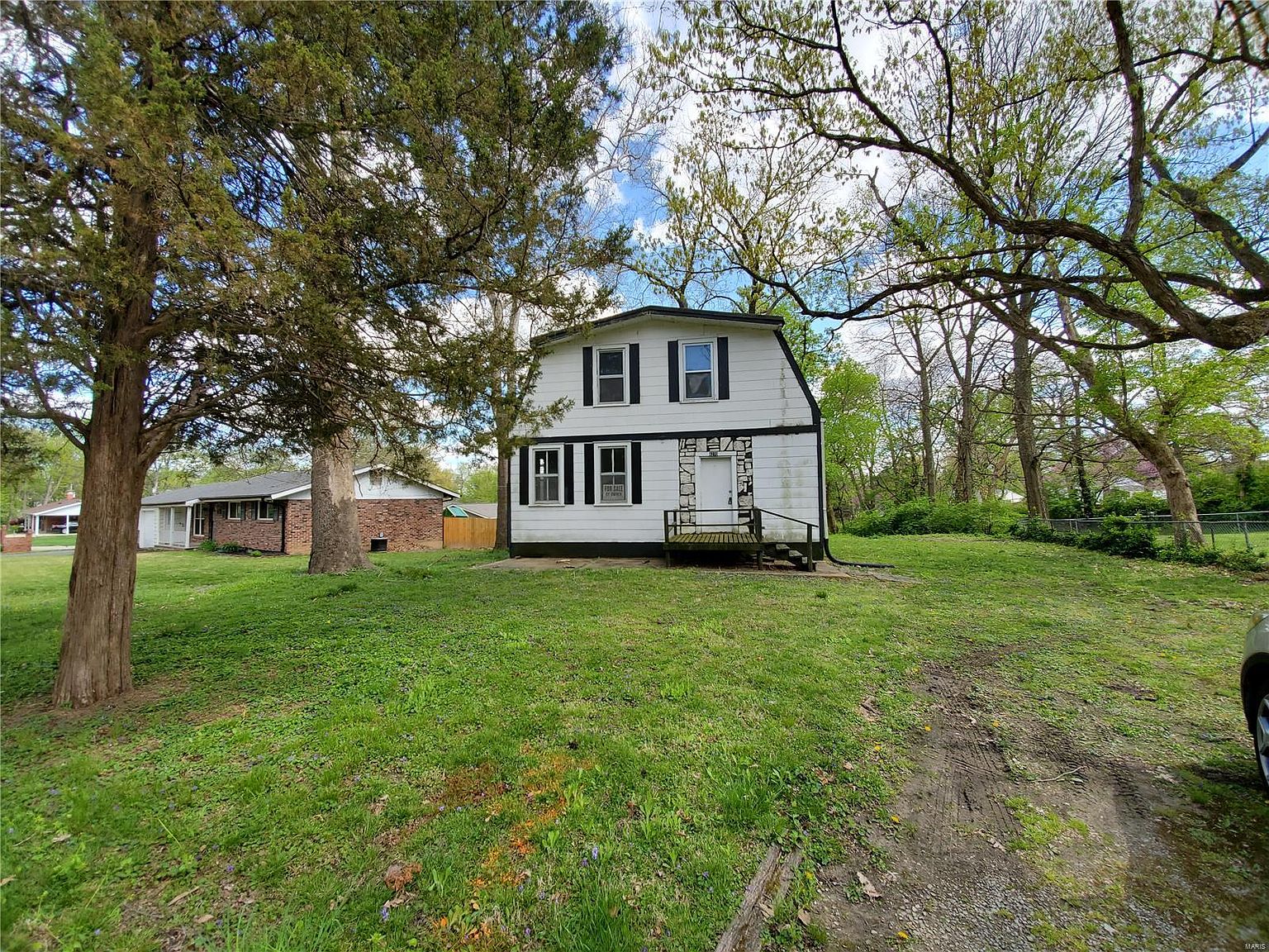 4270 Ringer Rd, Saint Louis, MO 63129 | Zillow