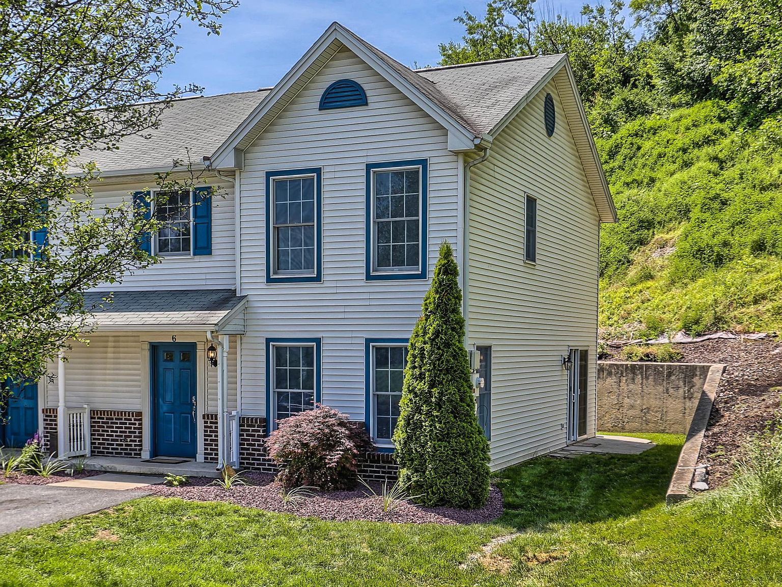 6 Lenox Ct Mechanicsburg Pa 17050 Zillow