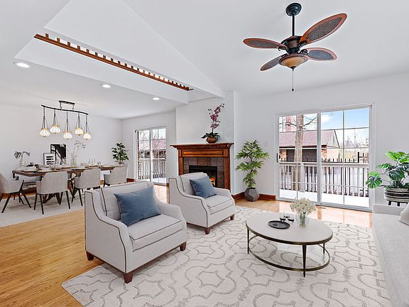 105 Willow Creek Ln, Willow Springs, IL 60480 | Zillow