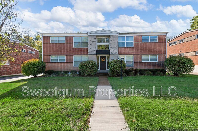 10128 Manchester Rd APT C, Saint Louis, MO 63122 | Zillow