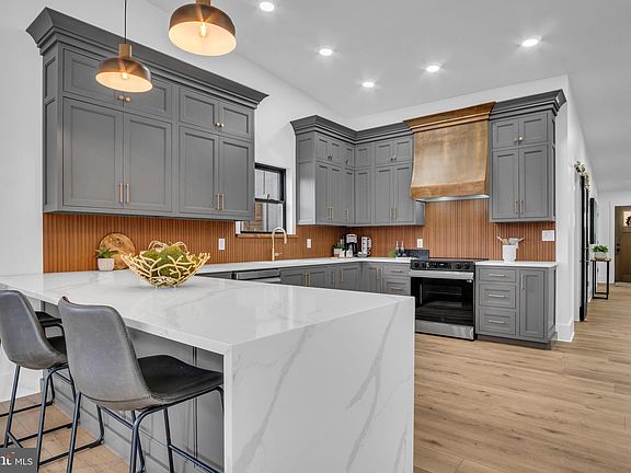 217 Greenwood Dr, Millerstown, PA 17062 | MLS #PAPY2004236 | Zillow