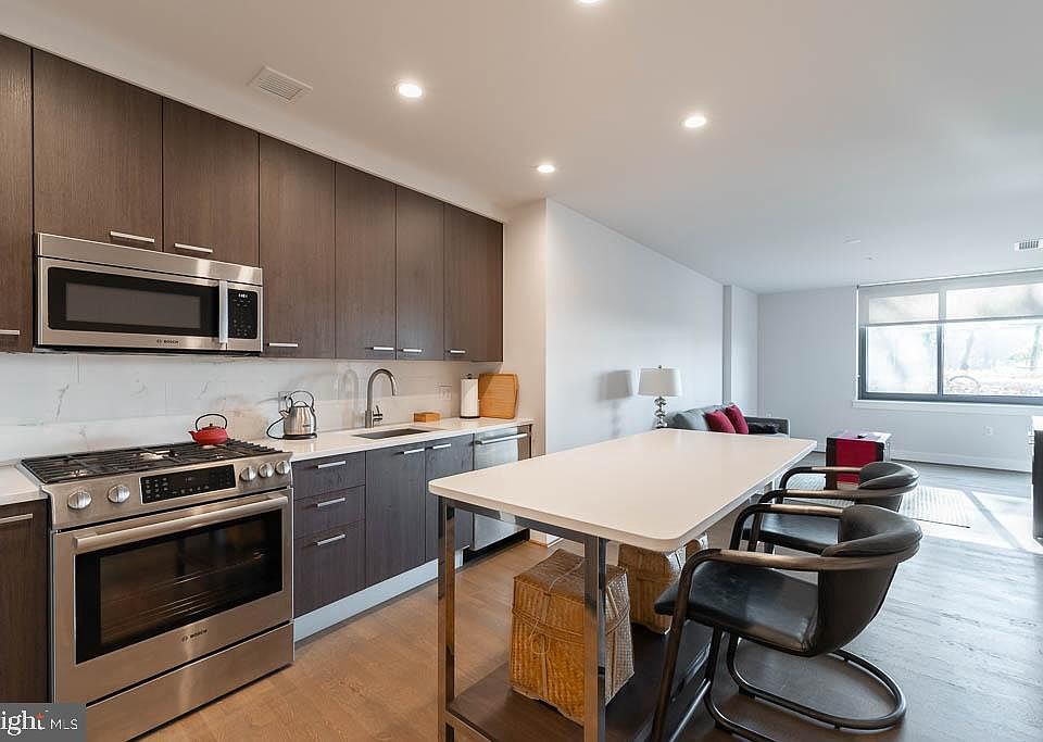 525 Water St SW Washington DC | Zillow