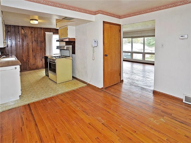 3395 Logan Ferry Rd, Murrysville, PA 15668 | Zillow