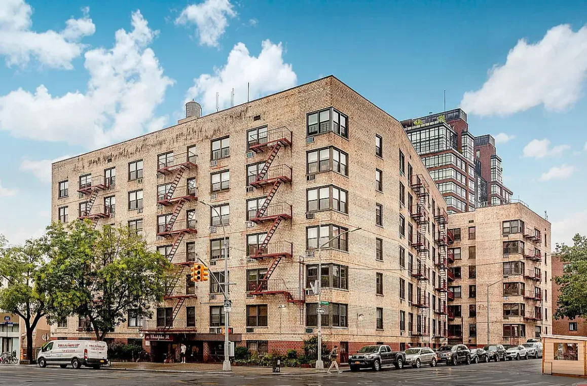 165 Christopher Street #3C in West Village, Manhattan | StreetEasy
