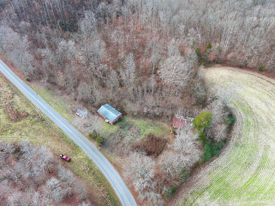 762 Austin Bottom Rd, Baxter, TN 38544 | MLS #11232207 | Zillow
