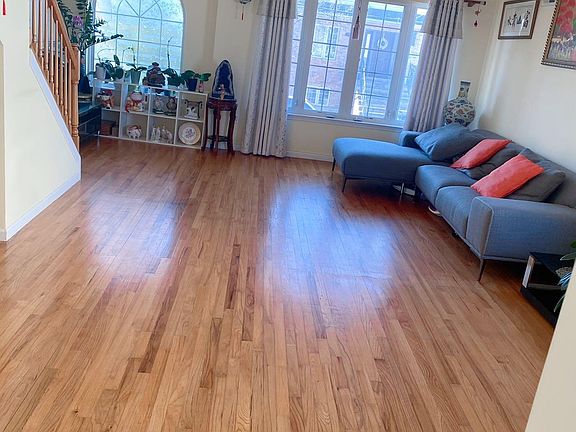 17 Anjali Loop, Staten Island, NY 10314 | Zillow