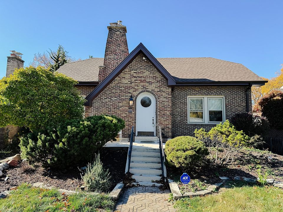 1812 S Fairview Ave, Park Ridge, IL 60068 | Zillow