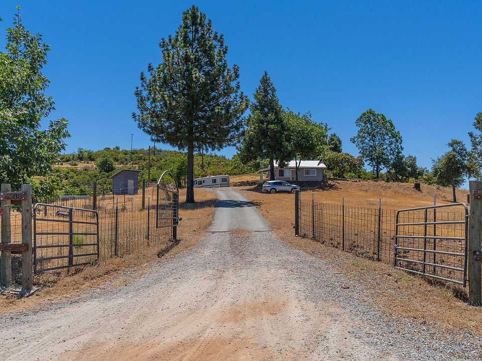 6588 W Murray Creek Rd, Mountain Ranch, CA 95246 | MLS #202401550 | Zillow