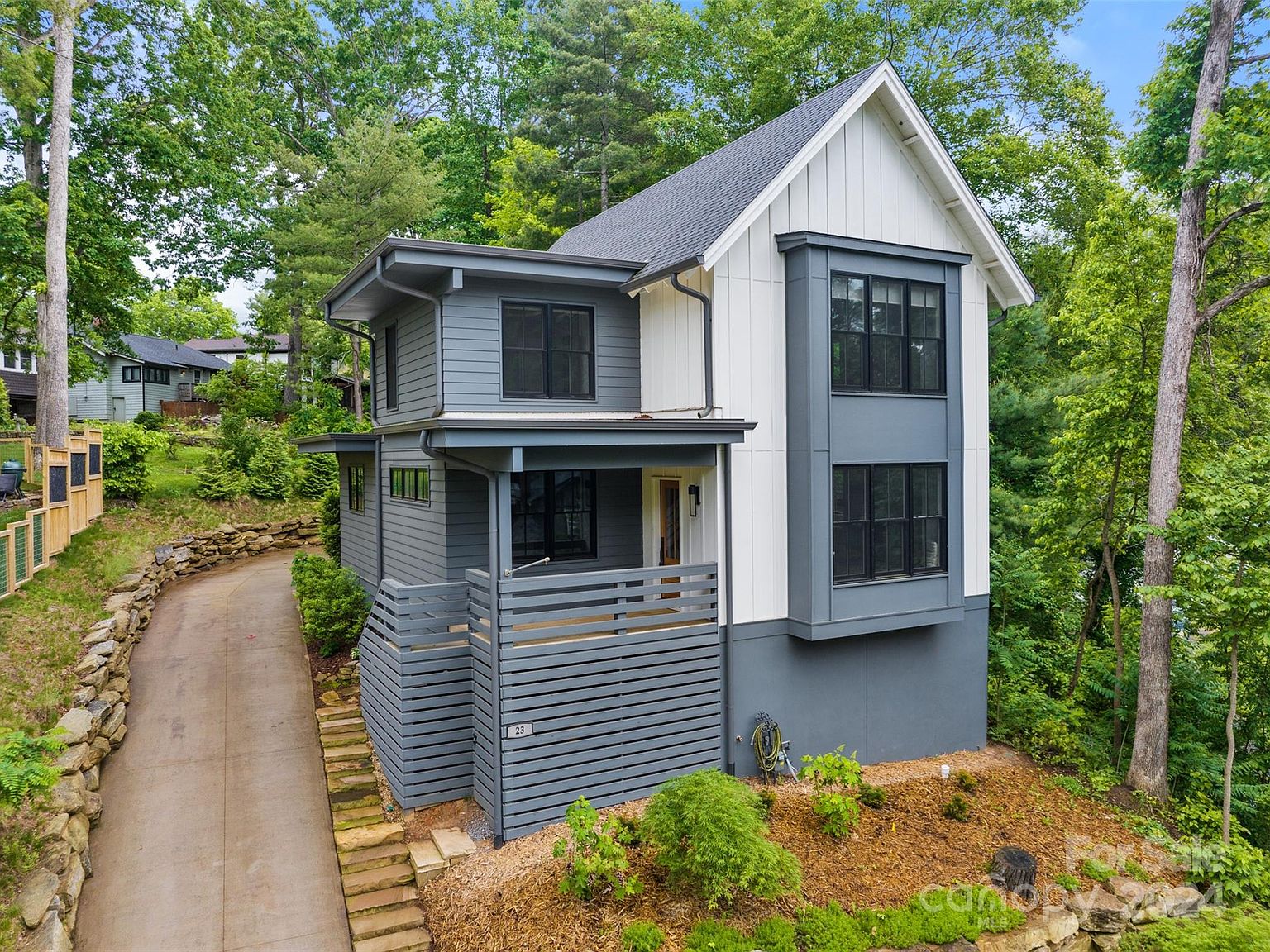 23 Caledonia Rd, Asheville, NC 28803 | MLS #4095072 | Zillow