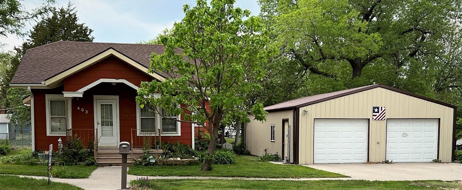 403 1st St, Prairie View, KS 67664 | Zillow